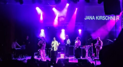 Jana Kirschner vystúpi na Nádvorí s novým albumom a sviežou energiou ...